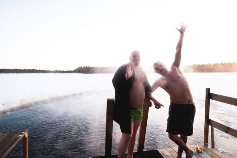 Rovaniemi: Sauna & Ice Swimming Tour with Dinner and Aurora - Frequently Asked Questions