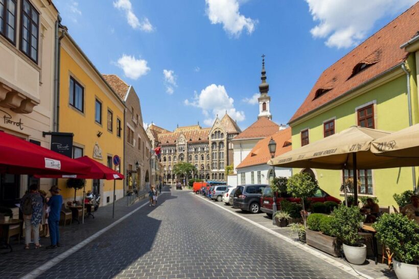 Royal Budapest: Buda Castle District Walk (Medieval area) - Hidden Corners and Architectural Treasures