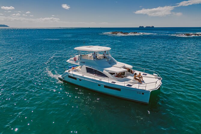 Royal Charters: The Premier Yacht Charter in Costa Rica - Exceptional Guest Experiences