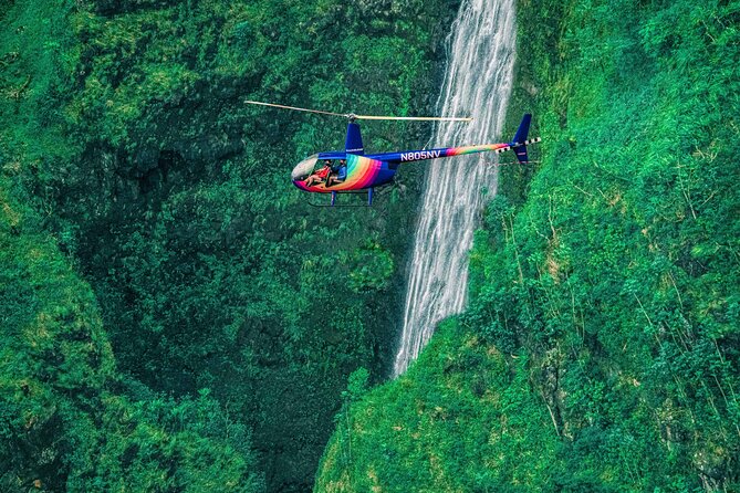 Royal Crown of Oahu - 60 Min Helicopter Tour - Doors Off or On - Exploring the Itinerary in Detail