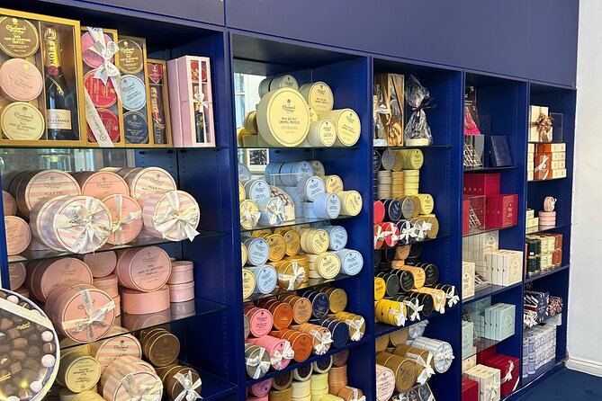 Royal English Walking Food Tour With London Food Tours - Sampling British Culinary Delights