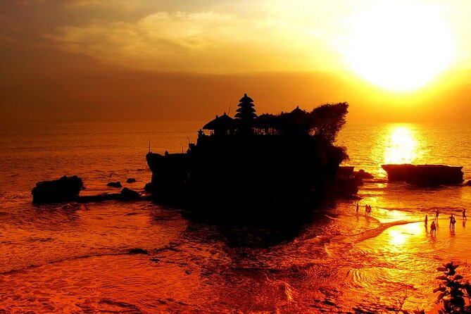 Royal Family Temple, Monkey Forest, and Tanah Lot Sunset Tour - Authentic Experiences and Reviewer Insights