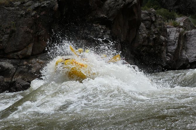 Royal Gorge Rafting Half Day Tour (FREE wetsuit use!) - Class IV Extreme fun! - The Sum Up