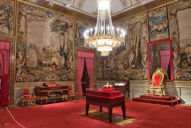 Royal Palace of Madrid private tour - Who Will Enjoy This Tour?