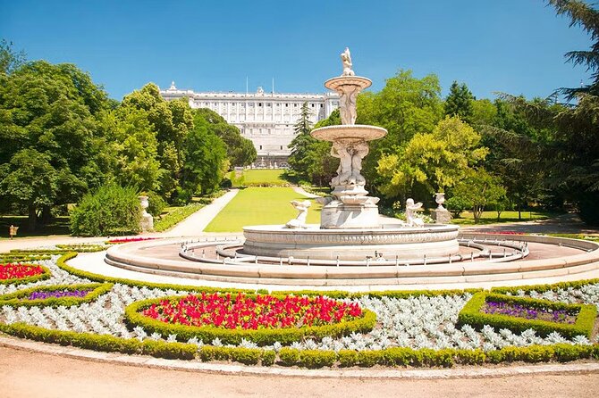 Royal Palace of Madrid Skip the Line Guided Tour - Guided Tour Experience