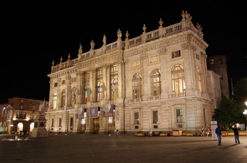 Royal Palace of Turin and Palazzo Madama Night Guided Tour - A Closer Look at the Experience