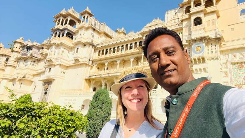 Royal Romance of Udaipur: Palaces, Lakes & Hidden Gems Tour - Key Points