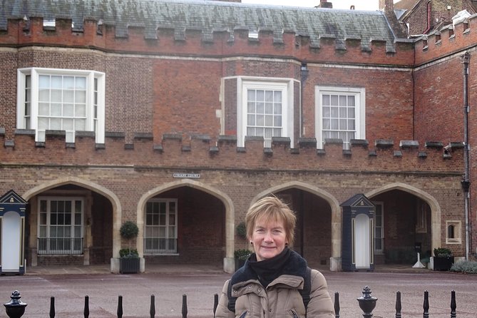 Royal Tour of St James, Parks, Palaces and Royal Intrigue - Discovering the Royal Parks and Palaces