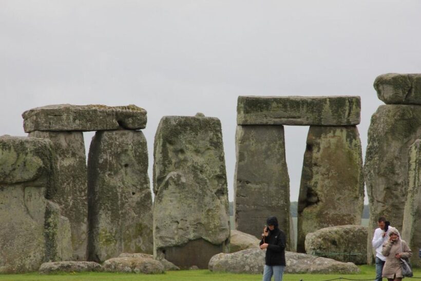 Royal Windsor Castle and Stonehenge Private Tour with passes - Key Points