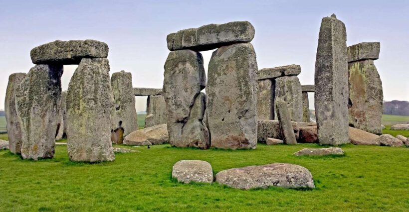 Royal Windsor Castle and Stonehenge Private Tour with passes - FAQ