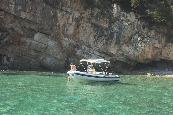 Rubber dinghy to rent Joker Boat Coaster 470 40CV (Without License) - Authentic Experiences and Honest Insights from Reviewers