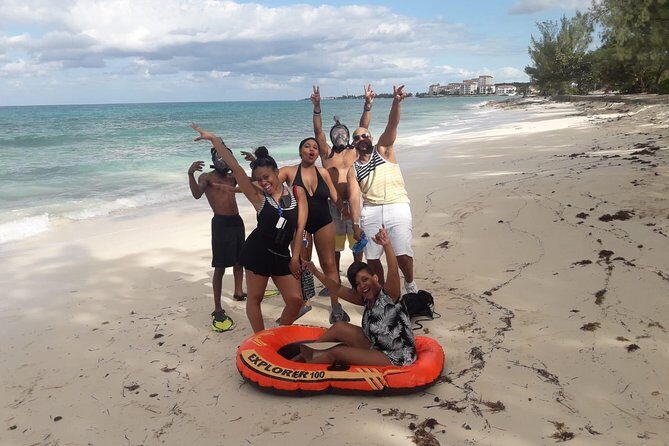 Rum Reggae and Rhythms Private Tour (minimum of 6 people) - A Deep Dive into the Nassau Rum Reggae & Rhythms Tour