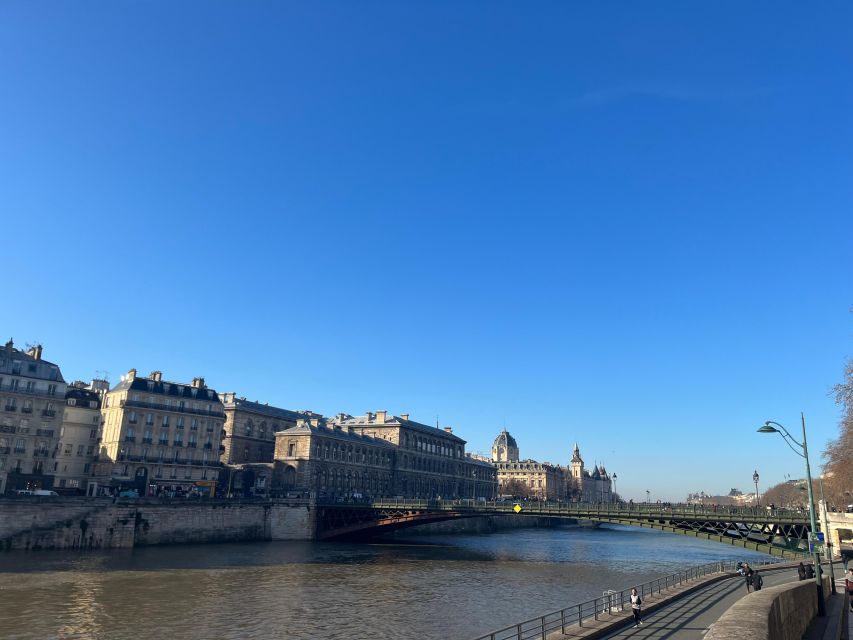 Running Tours in Paris for intermediate to advanced runners - Practical Considerations