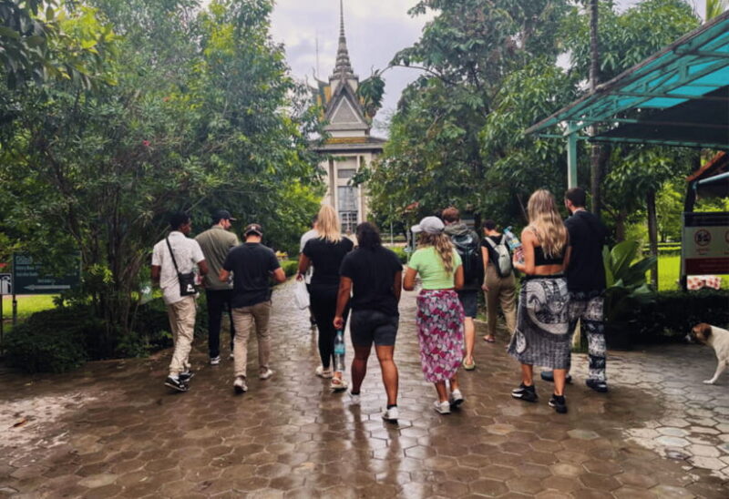 S21 & Killing Fields Tour with Khmer Lunch & Drink - A Clear, Thoughtful Introduction to a Heavy History