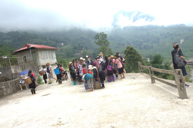Sa Pa Full Day Trekking Tour - Transportation and Group Size