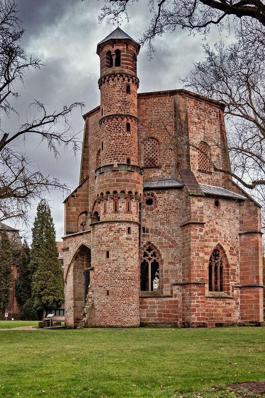 Saarbrücken Private Guided Walking Tour - Who Should Consider This Tour?