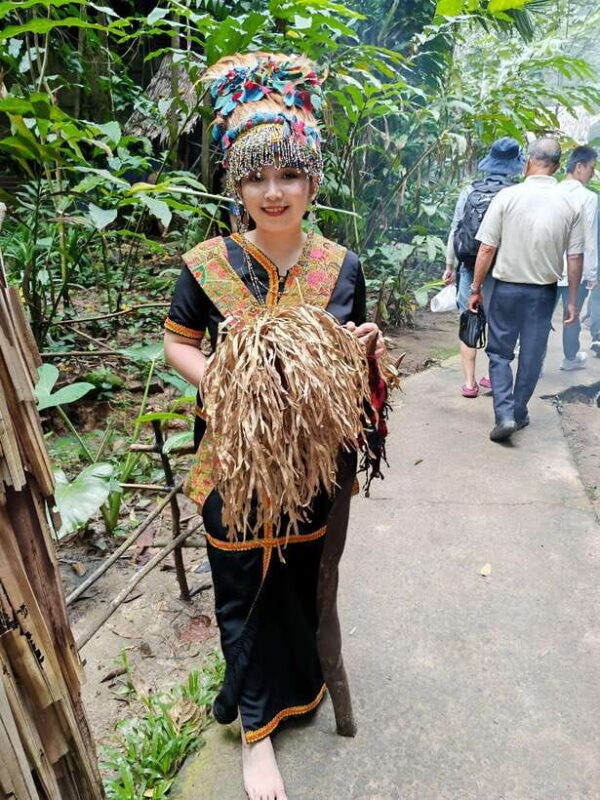 Sabah: Mari-Mari Cultural Village Visit with Lunch - FAQs