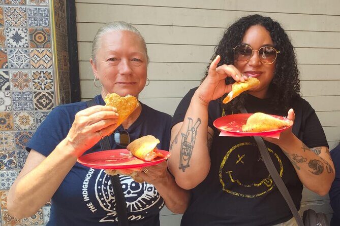 Sabores Bravos de Tepito eats the best food in the neighborhood - Introduction