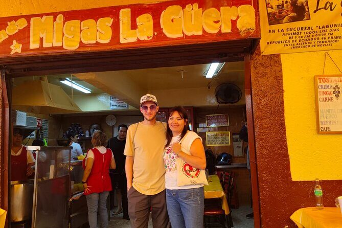 Sabores Bravos de Tepito eats the best food in the neighborhood - Key Points
