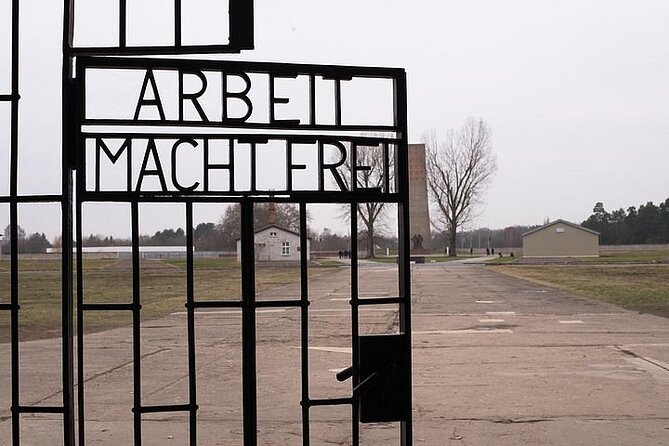 Sachsenhausen Memorial Private Half Day Tour - Detailed Breakdown of the Itinerary
