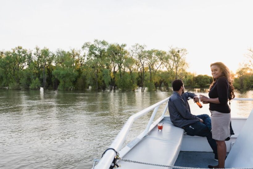 Sacramento: Alive After Five Cocktail River Cruise - An Introduction to the Sacramento River Cruise