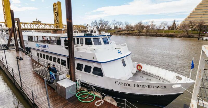Sacramento: City Cruises River Cruise with History Guide - Key Points