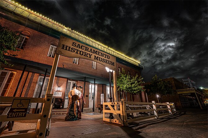 Sacramento Ghosts: Gunslingers and Ghouls Tour - Chilling Tales and Captivating Narratives