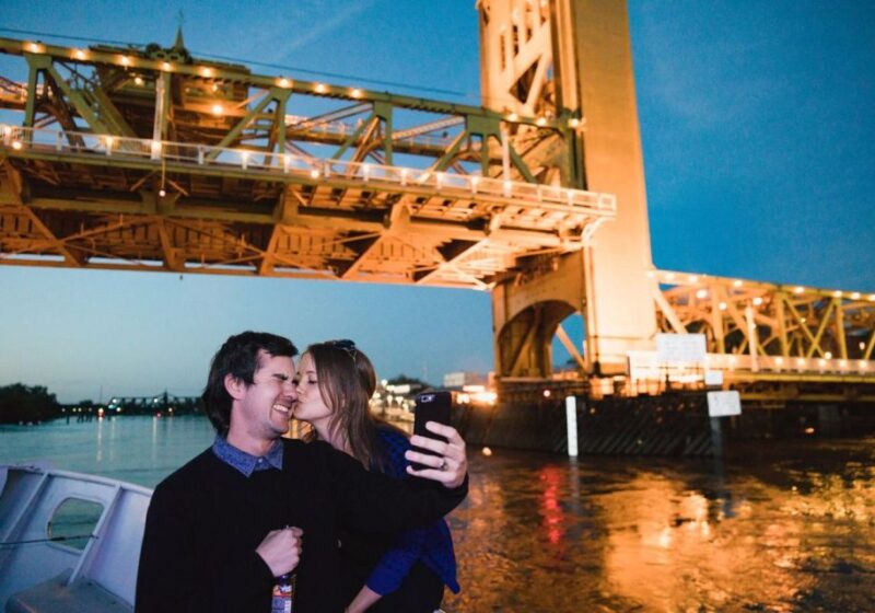 Sacramento: New Year's Eve Rock the Yacht Cruise - FAQ