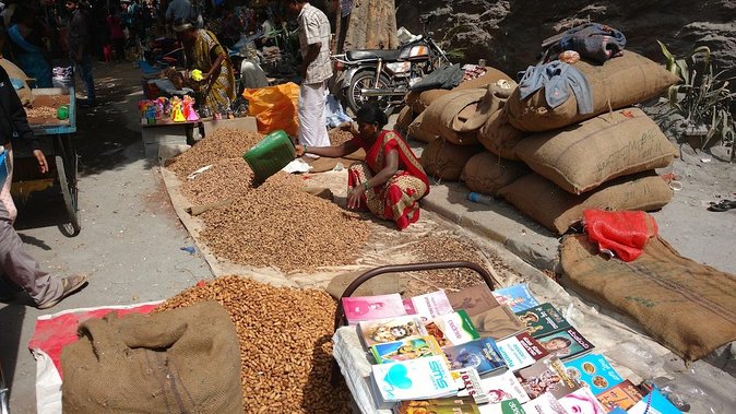 Sacred Bull walking tour in Bangalore with guide - An In-Depth Look at the Sacred Bull Walking Tour