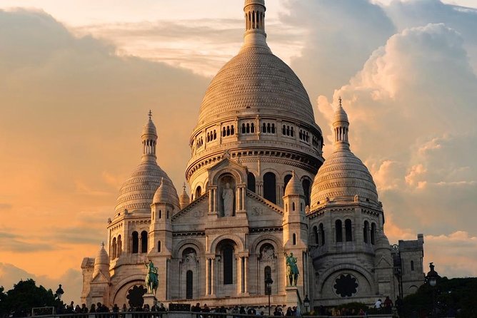 Sacred Heart and Montmartre with private guide - Authentic Experiences & Practical Tips