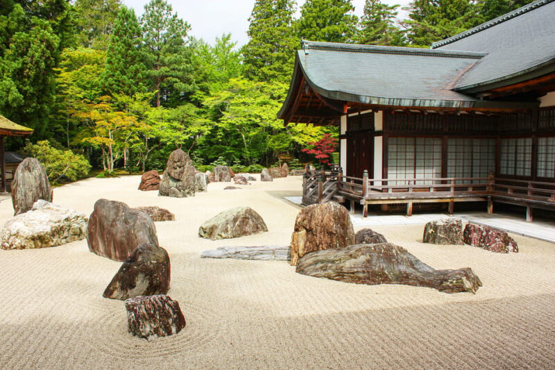 Sacred Koyasan: Meditation in Sanctuary to Purification - Key Points