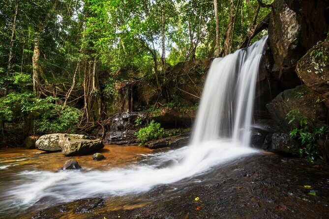 Sacred River & Timeless Temples: Kbal Spean and Banteay Srei Tour - Key Points