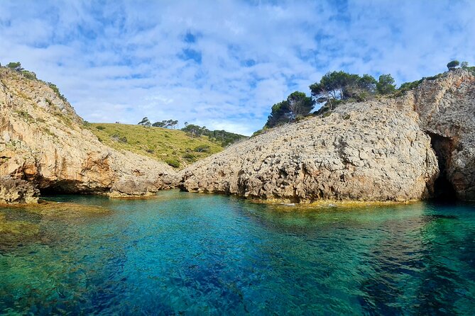 Safari Alcudia Jack Sparrow cave tour 90MIN - FAQ