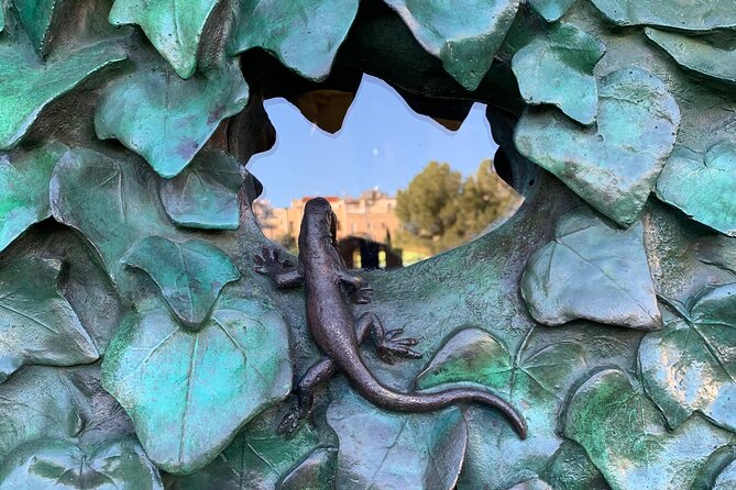 Sagrada Familia and Guell Park Private Tour With Drink and Tapa - Tour Experience