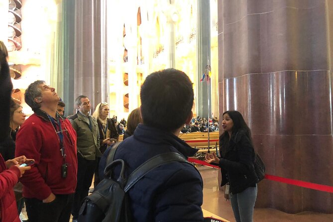 Sagrada Familia English Guided Tour & Optional Tower Access - Tips for a Successful Visit