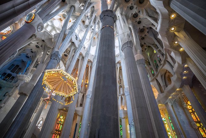 Sagrada Familia Evening Private Tour With Expert Guide - Flexibility and Customization for Memorable Visits