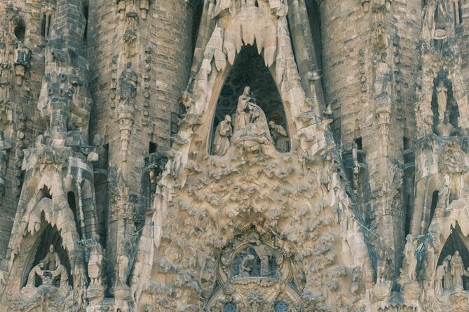 Sagrada Familia Guided Tour & Skip the Line Ticket in Barcelona - Visitor Reviews and Ratings