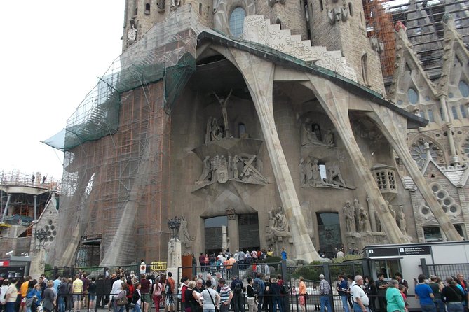 Sagrada Familia Guided Tour with Fast-Track Entry - Final Thoughts