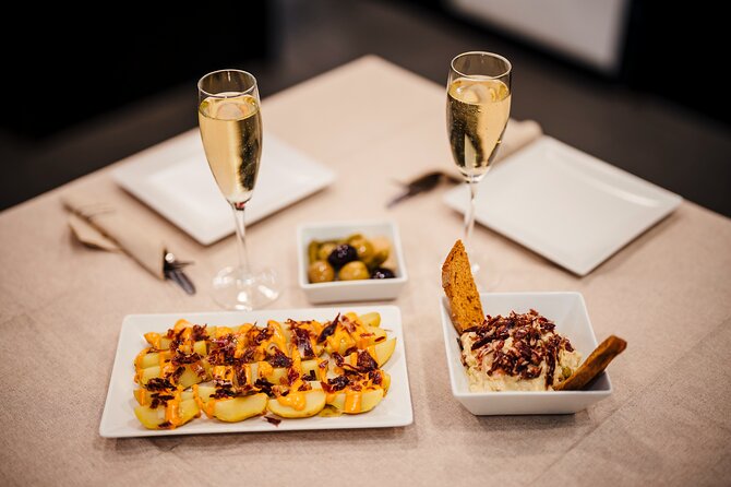 Sagrada Familia Jamón, Cheese and Wine Experience - Price and Value