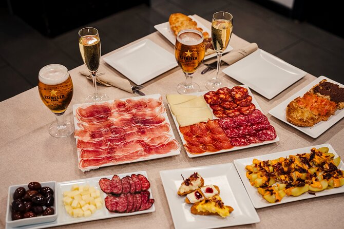 Sagrada Familia Jamón Iberico Tasting Experience with Cava - What Makes This Tour Stand Out?