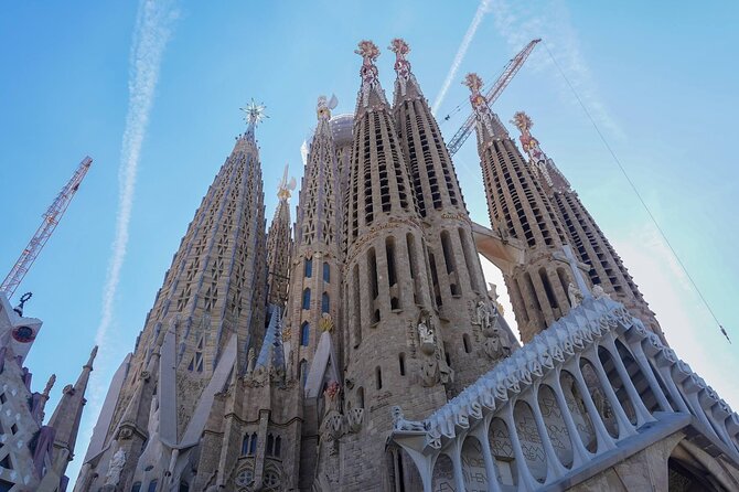 Sagrada Familia & Park Guell Guided Tour With Skip the Line - Accessibility and Mobility Considerations