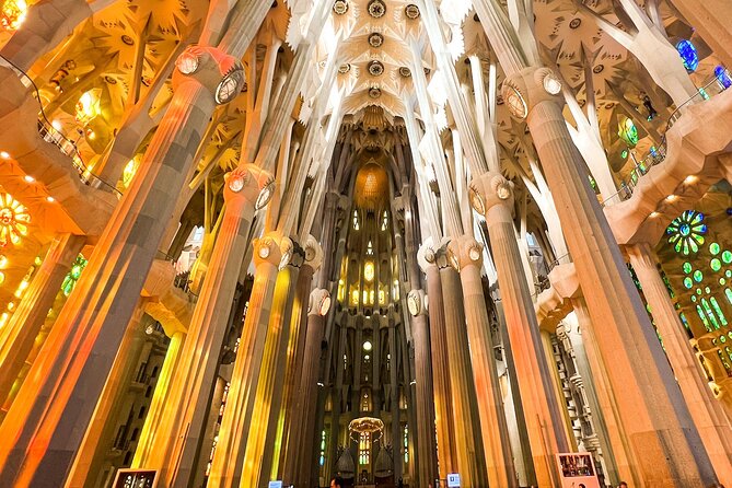Sagrada Familia Small Group Guided Tour with Skip the Line Ticket - Cost and What You’re Getting