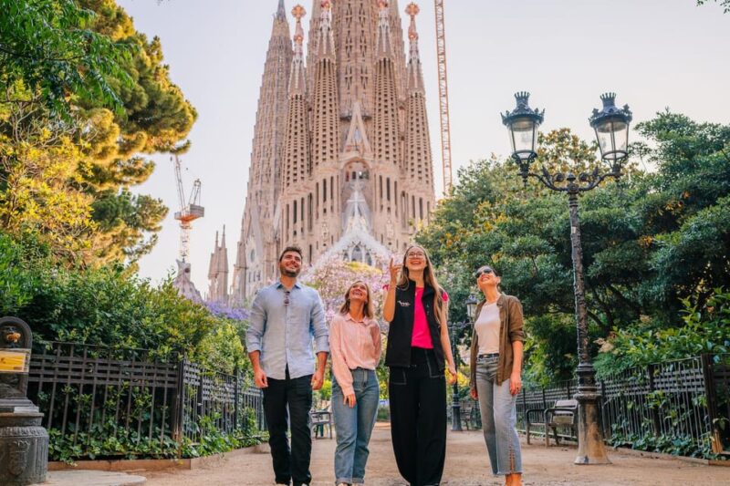 Sagrada Familia with Official Guide & Fast-Track Entry - Who Will Love This Tour?