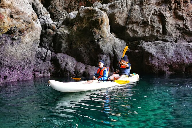 Sagres: Praia Da Ingrina Caves Guided Kayaking Tour - Traveler Feedback and Ratings