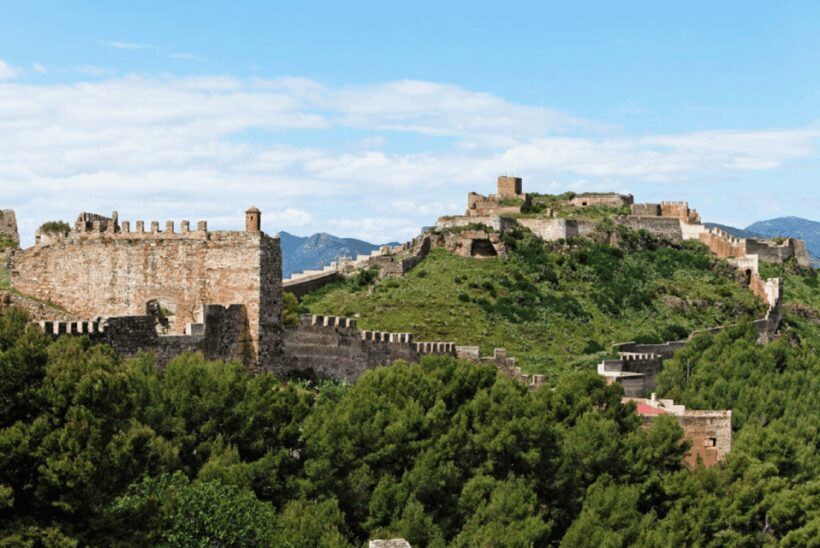 Sagunto: Historic City Guided Walking Tour & San José Caves - Exploring Sagunto: A City of Layers