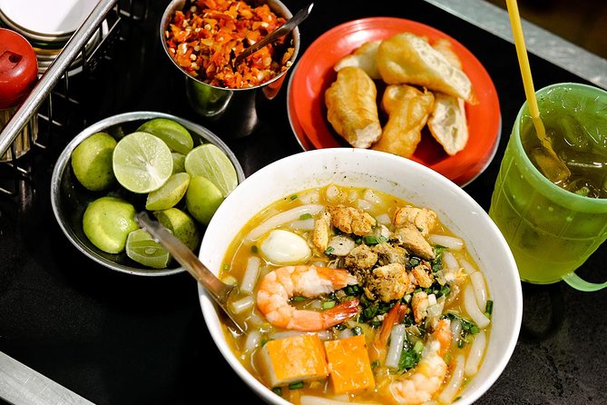 Saigon Backstreets City Tour on Scooter including Food - FAQ