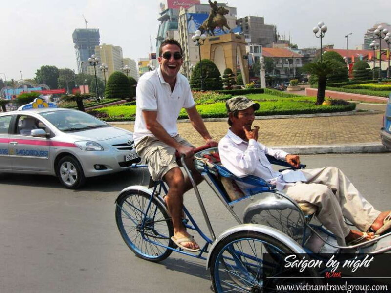 Saigon by Night: Traditional Dinner Cruise - What to Expect from the Tour Experience