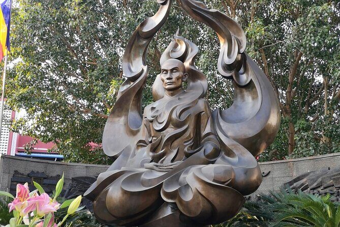 Saigon Lavie Private Tour on Motorbike - Practical Tips for Your Ride