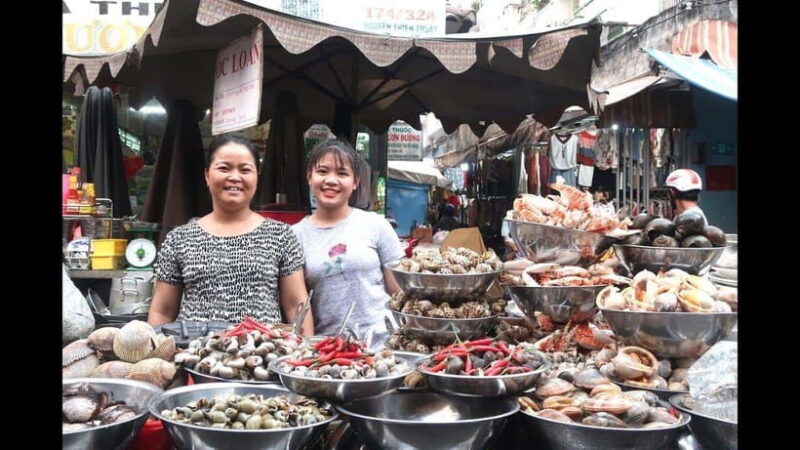 Saigon: Michelin Guide Food Tour with Ao Dai Female Riders - The Itinerary: Whats Included and Why It Matters