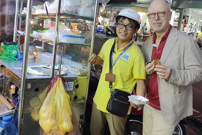 Saigon Night Street Food Tour (Bike The Night) - Exploring the Saigon Night Street Food Tour